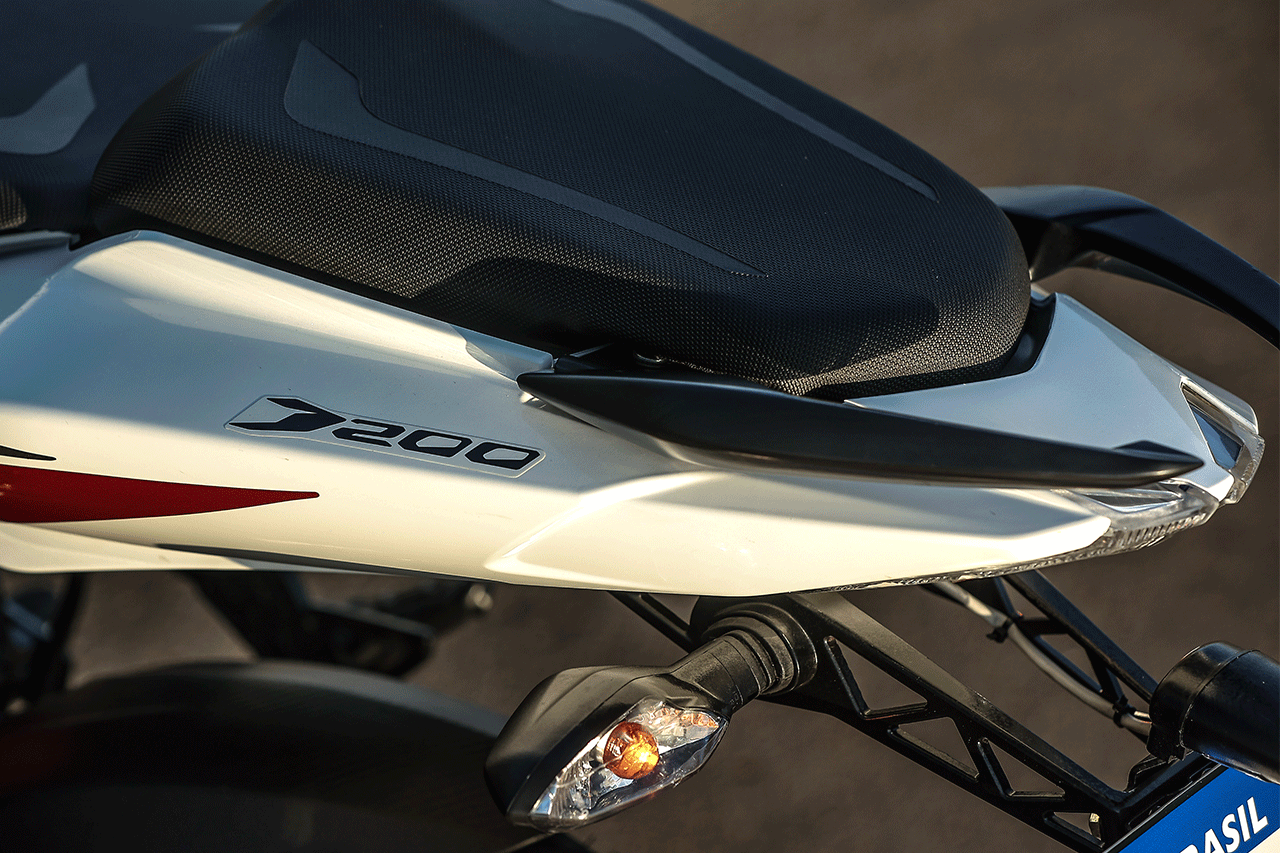 Nova Dominar 200 - Bajaj do Brasil